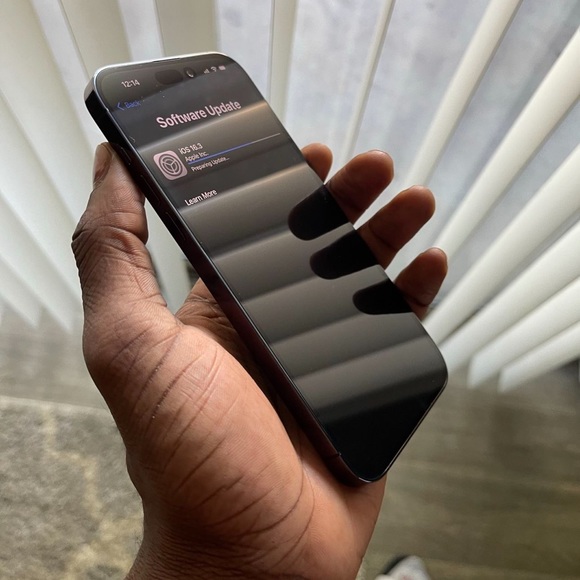 Apple | Cell Phones & Accessories | Iphone 4 Promax 128 Black No Icloud ...